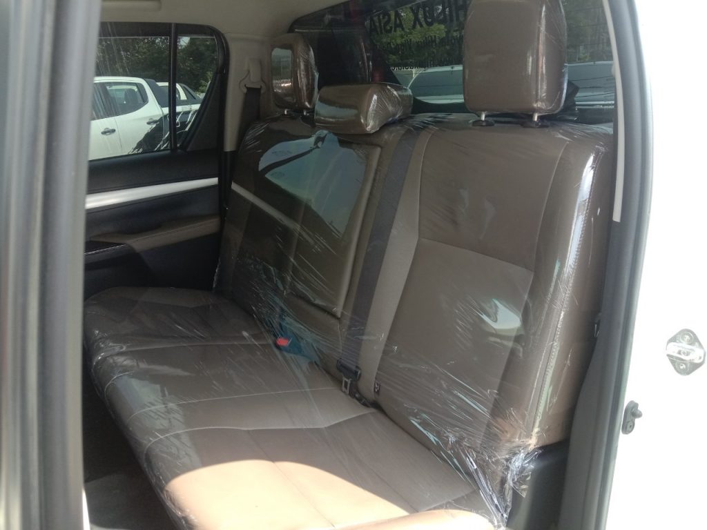2017 ? REVO 4WD 2.8G AT DOUBLE CAB WHITE ? 420 - Hiluxthailand