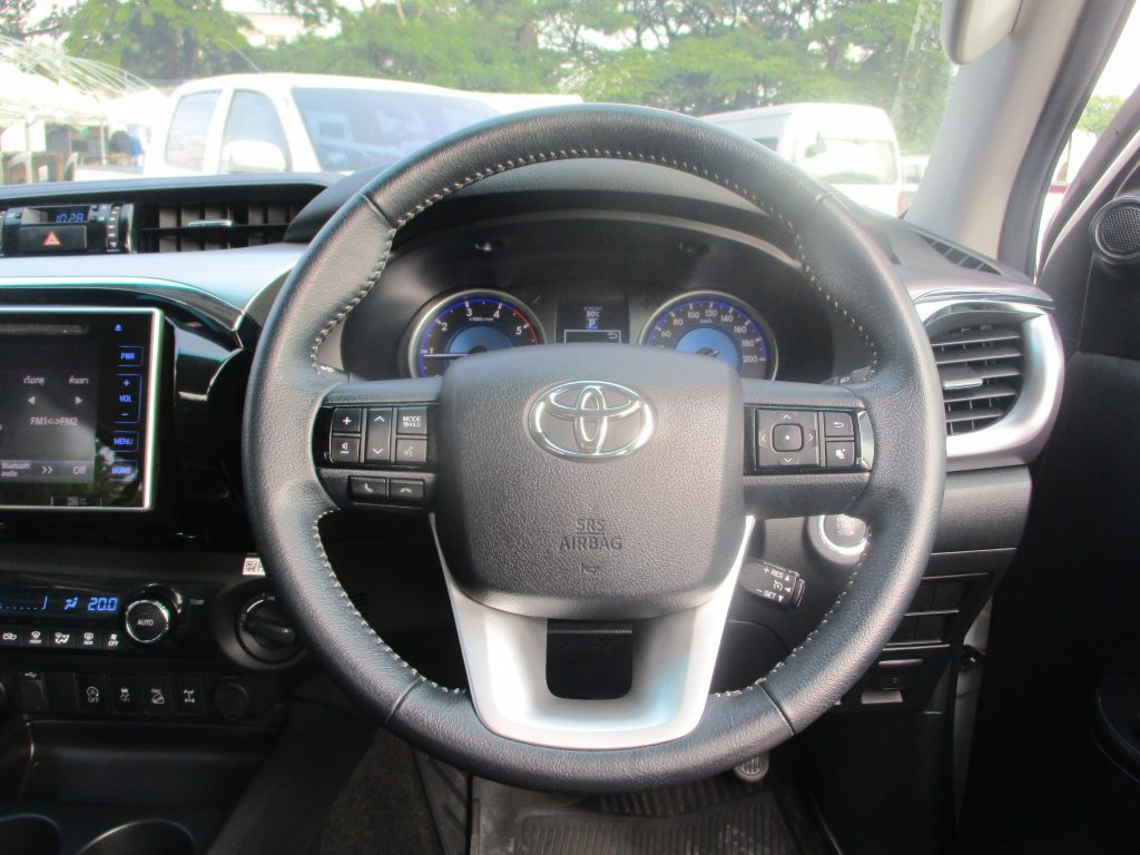 2018 ? REVO 4WD 2.8G AT DOUBLE CAB WHITE ? 7183 - Hiluxthailand